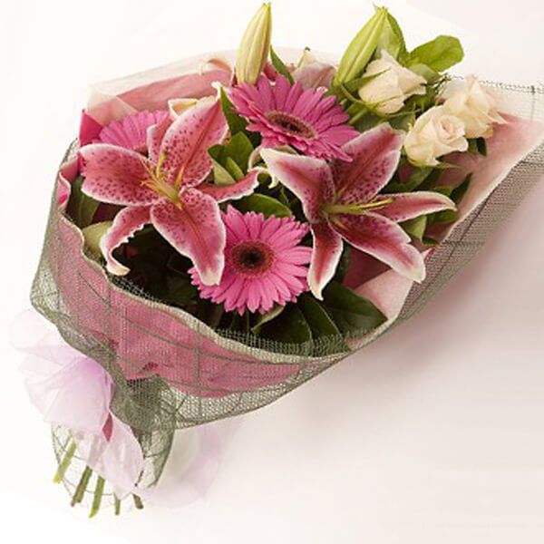 Conical Mix Flowers – Flowers Hut